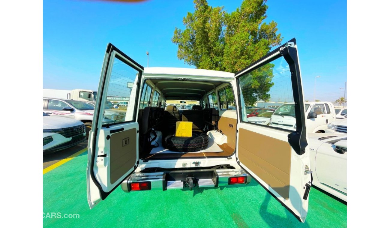 New Toyota Land Cruiser Hard Top v8 deiseal 3 door 2021 for sale in ...