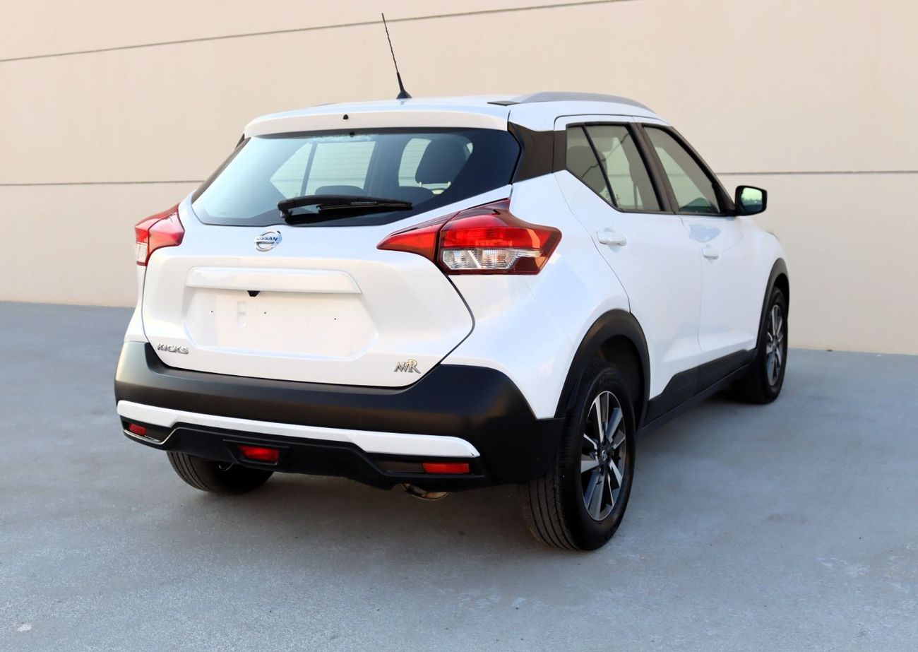 Used Nissan Kicks SV ACCIDENTS FREE - GCC - ORIGINAL PAINT - 1600 CC ...