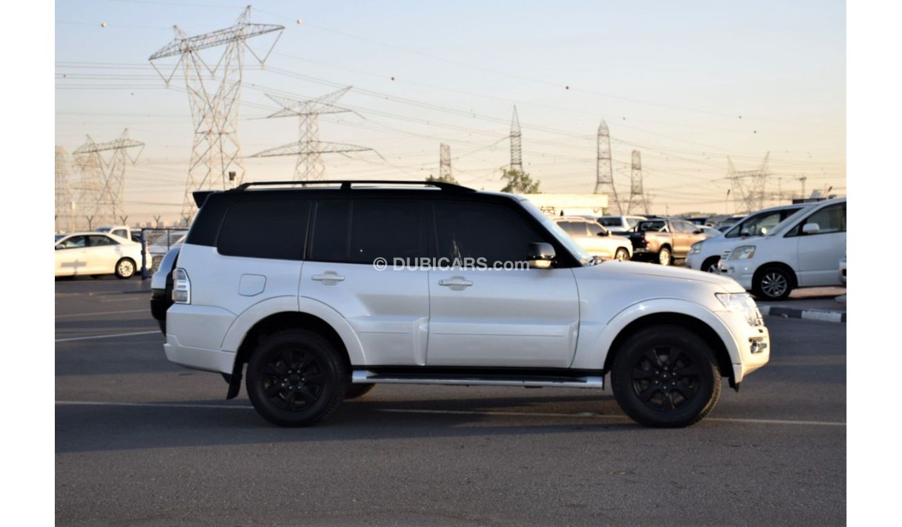 Used Mitsubishi Pajero 2014 for sale in Dubai - 672566