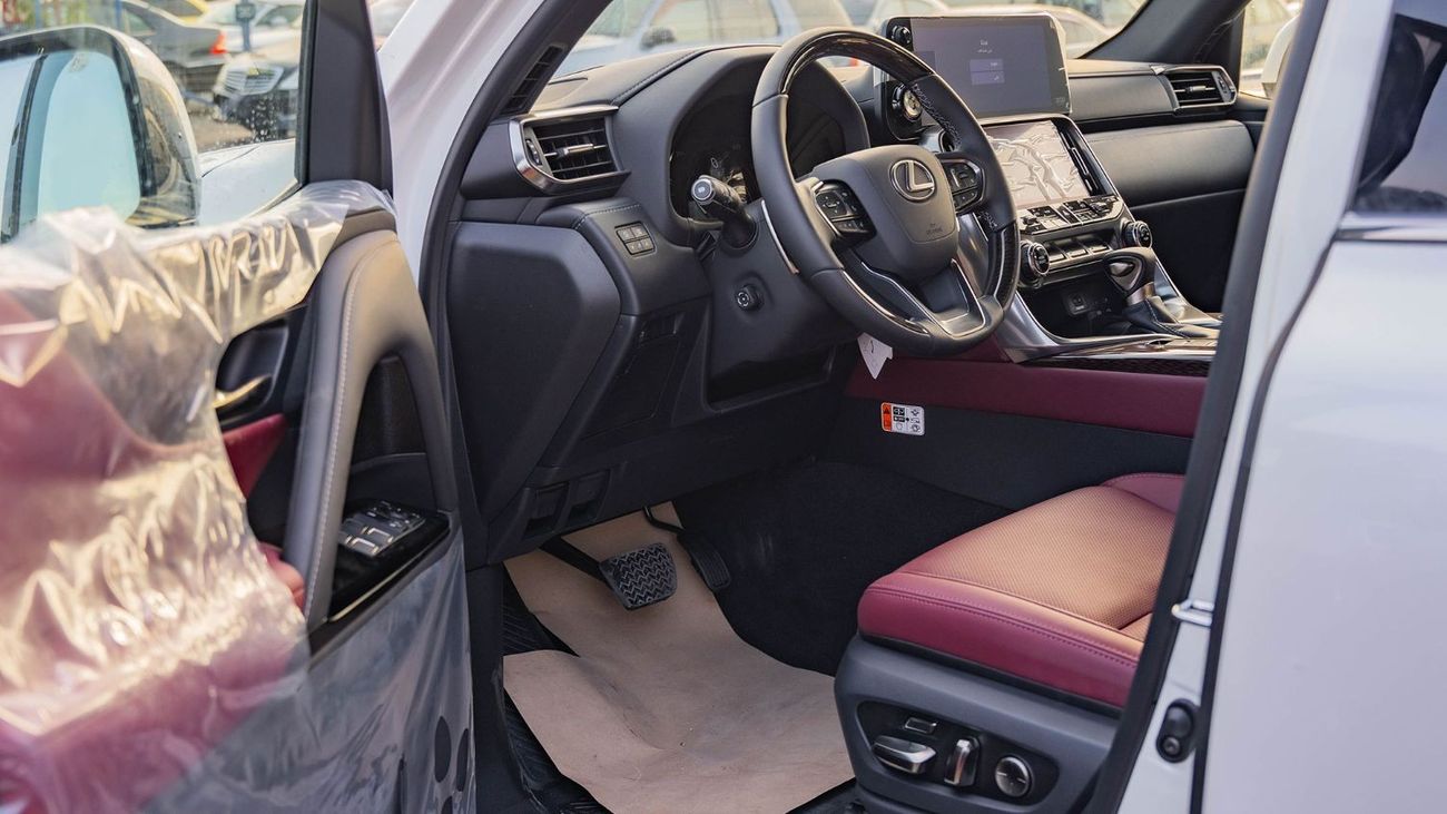 New 2025 Lexus LX600 Turbo Sport 3.5L AT Petrol (White) 2025 for sale in Dubai - 846269