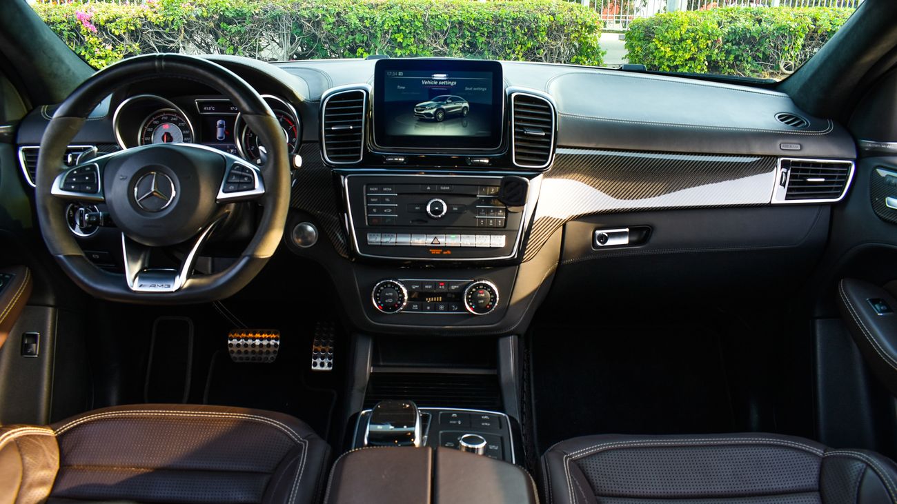 Used Mercedes-Benz GLE 63 AMG 2017 for sale in Dubai - 634039