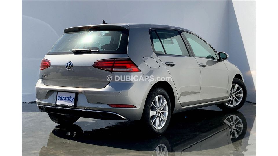Used Volkswagen Golf SE 2018 for sale in Dubai - 494972