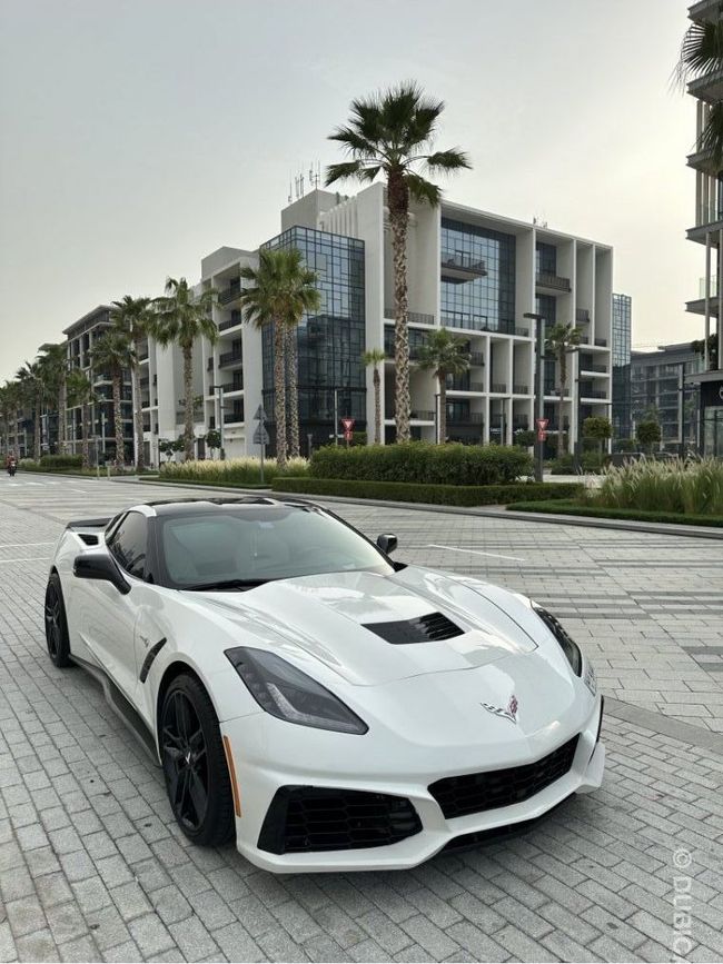 Used Chevrolet Corvette for sale in Dubai | Dubicars