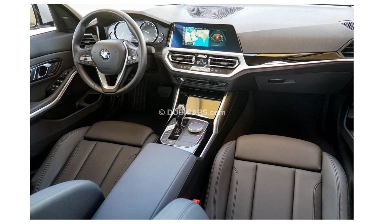 Used BMW 320i Exclusive 2020 for sale in Dubai - 696045