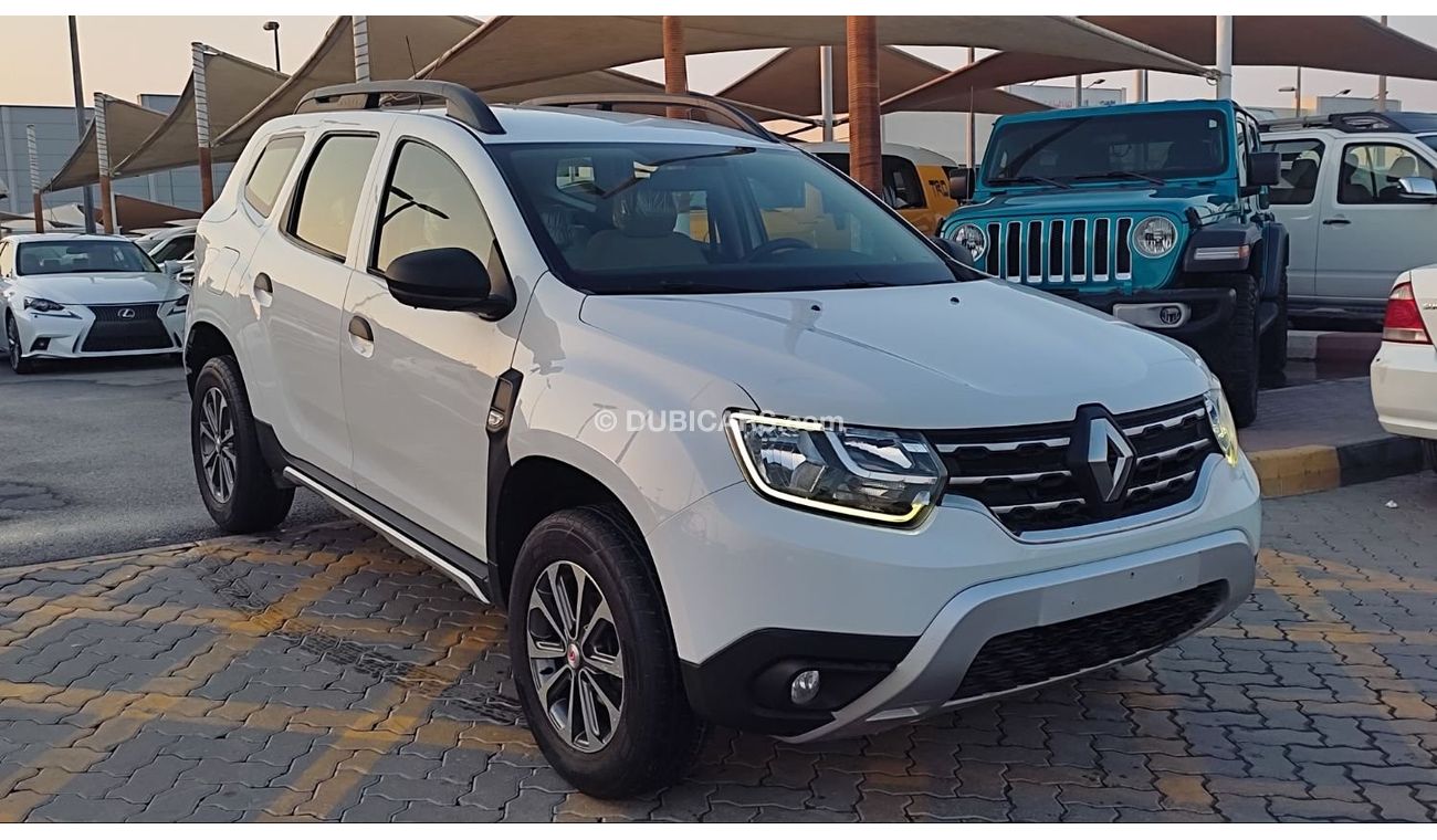 Used Renault Duster SE 2020 for sale in Sharjah - 551917