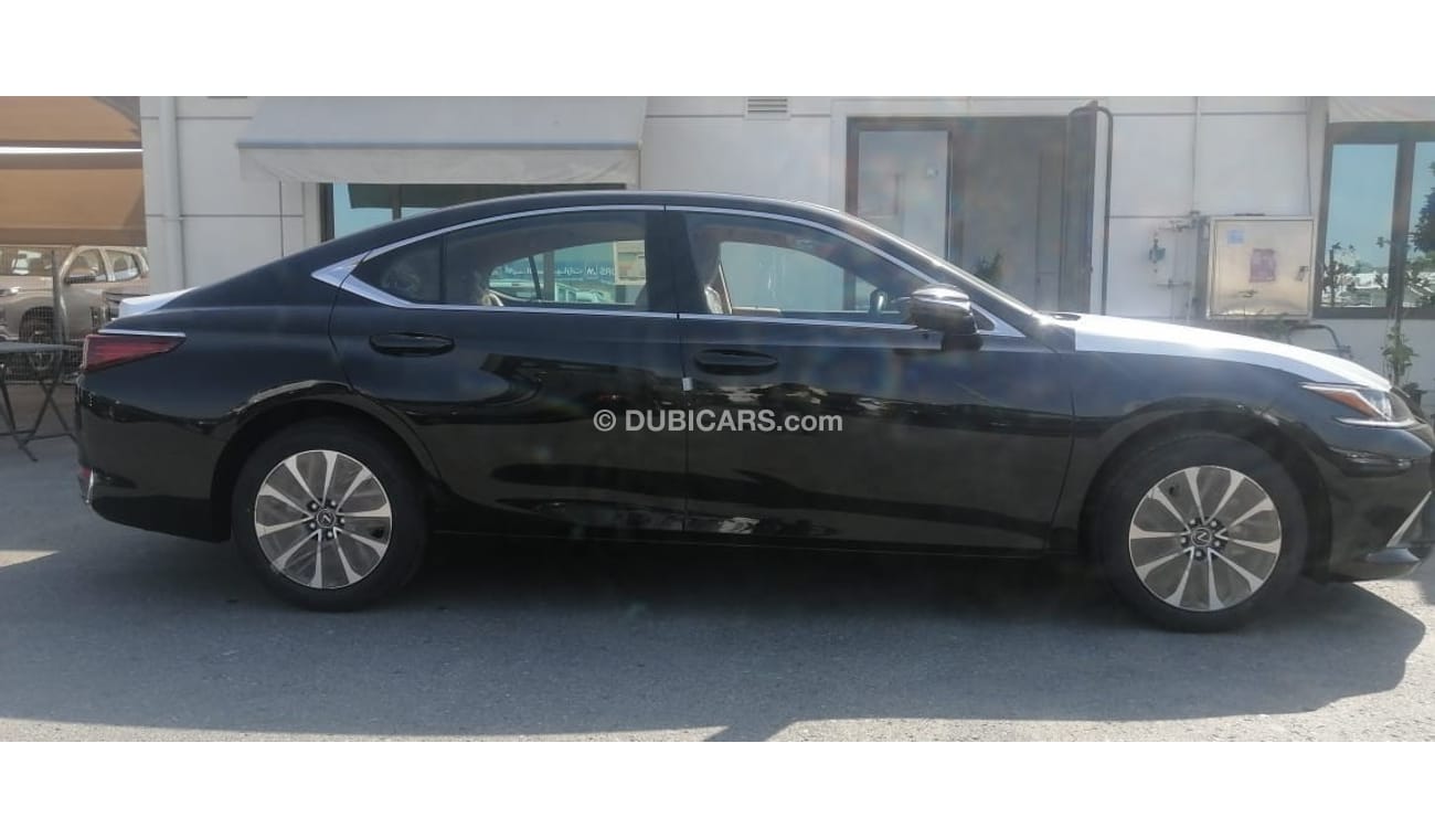 New Lexus ES250 Elegant 2022 for sale in Dubai - 592479