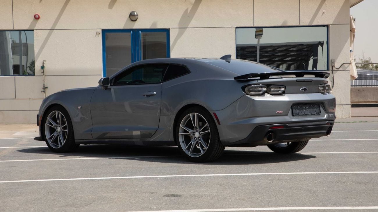 Used Chevrolet Camaro LS 2021 USA 2021 for sale in Dubai - 831731
