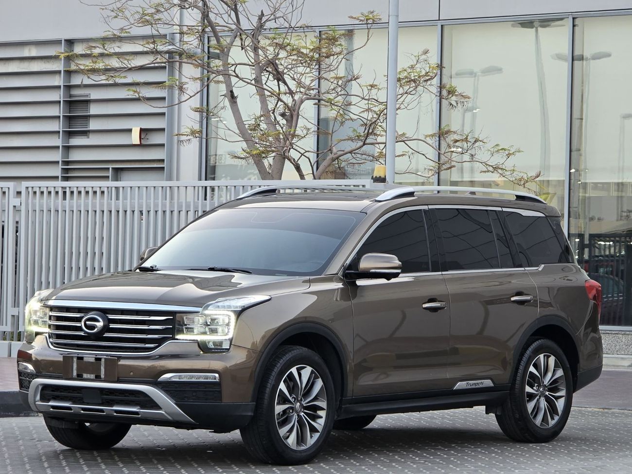 Used GT GAC GS8 2018 GCC ORGINAL PAINT // ACCIDENT FREE // FULL OPITION ...