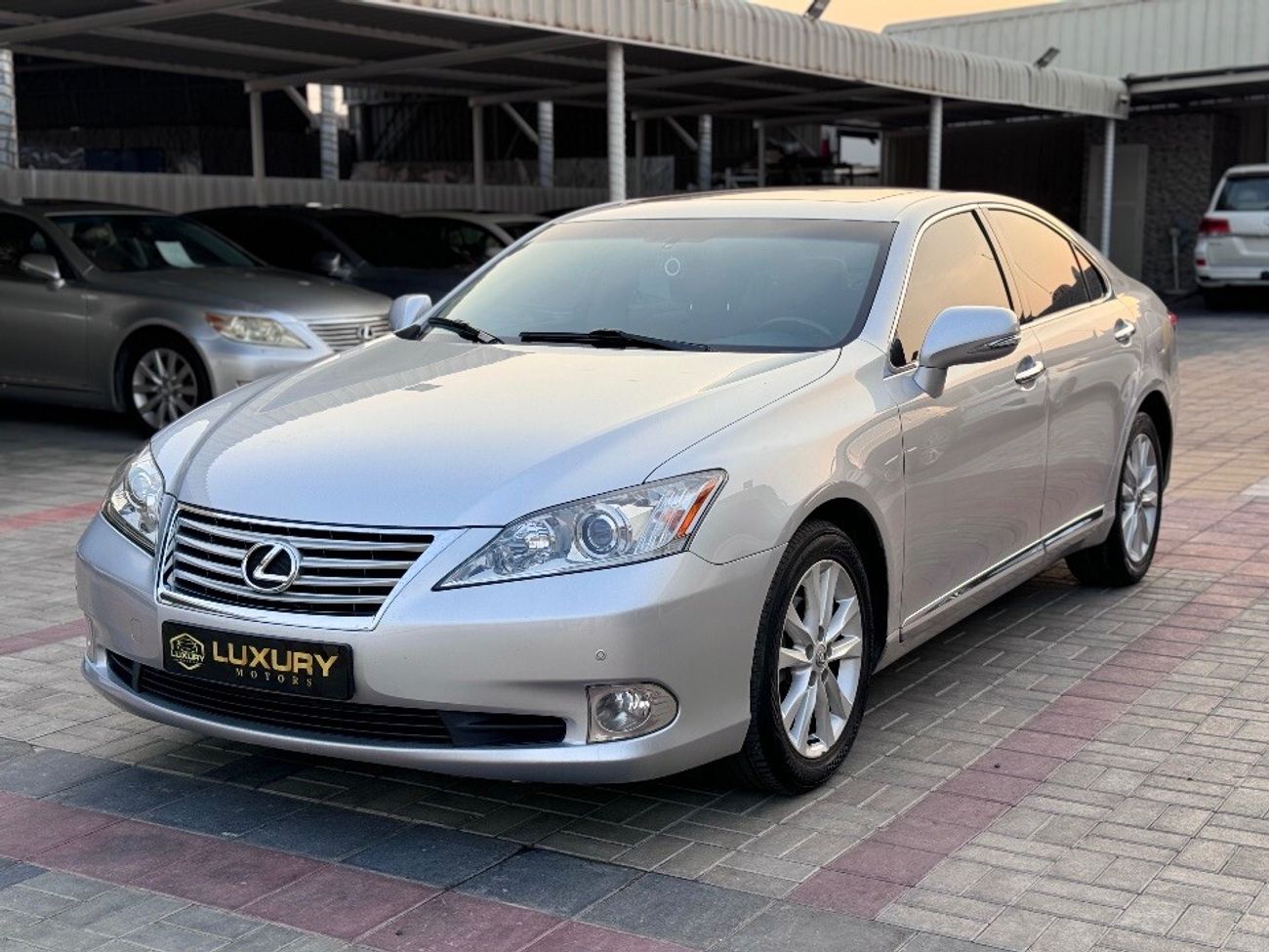 Used Lexus ES 330 2012 for sale in Ajman - 762452