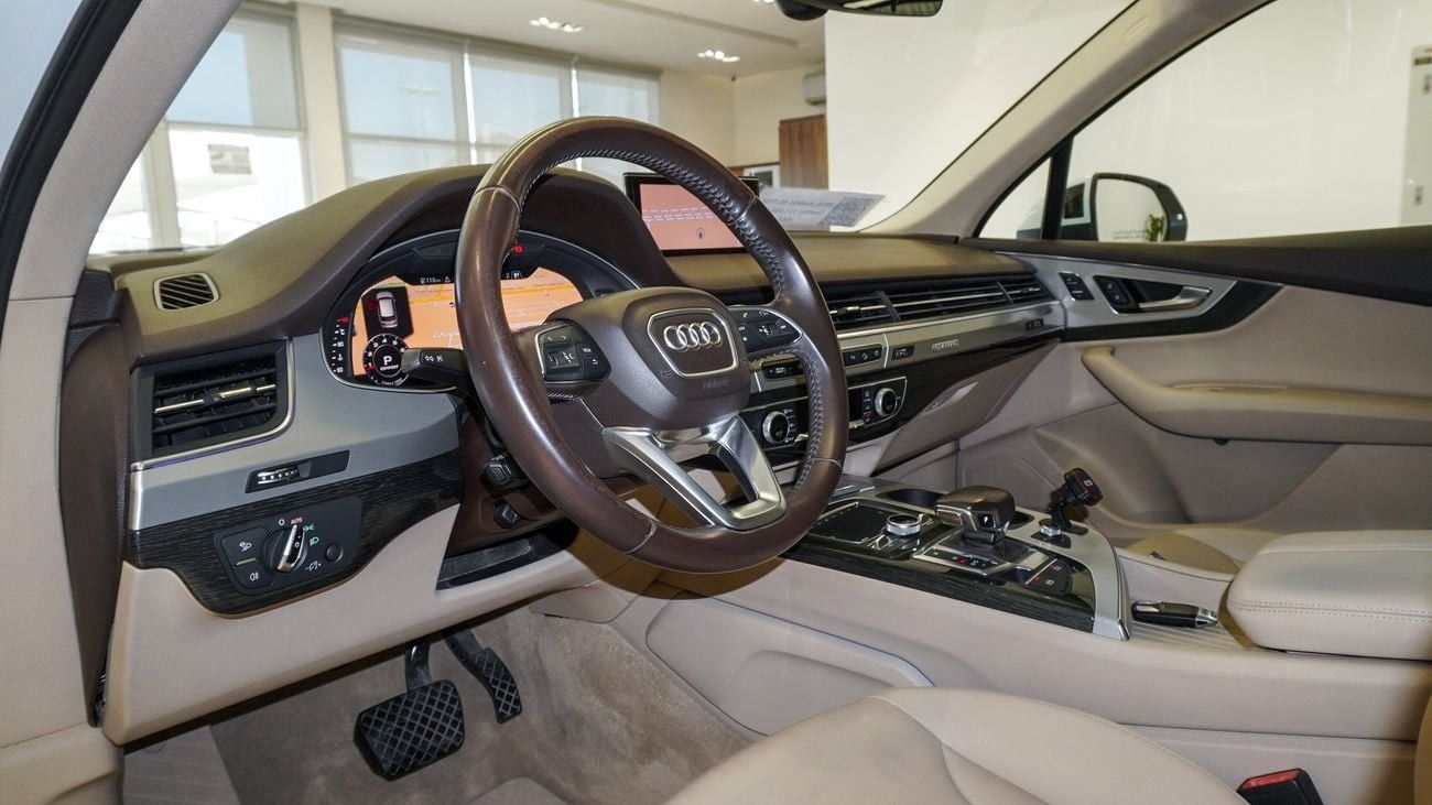 Used Audi Q7 45 TFSI QUATTRO 2018 for sale in Dubai - 840579