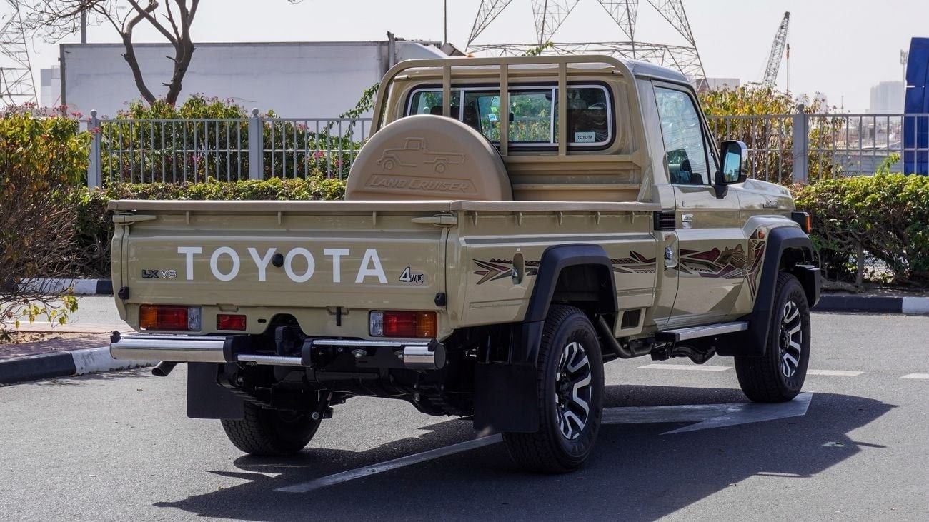 New Toyota Land Cruiser Pick Up 2025 Toyota Land Cruiser LC79 SC AT V6 4.0 Petrol Full Option ...