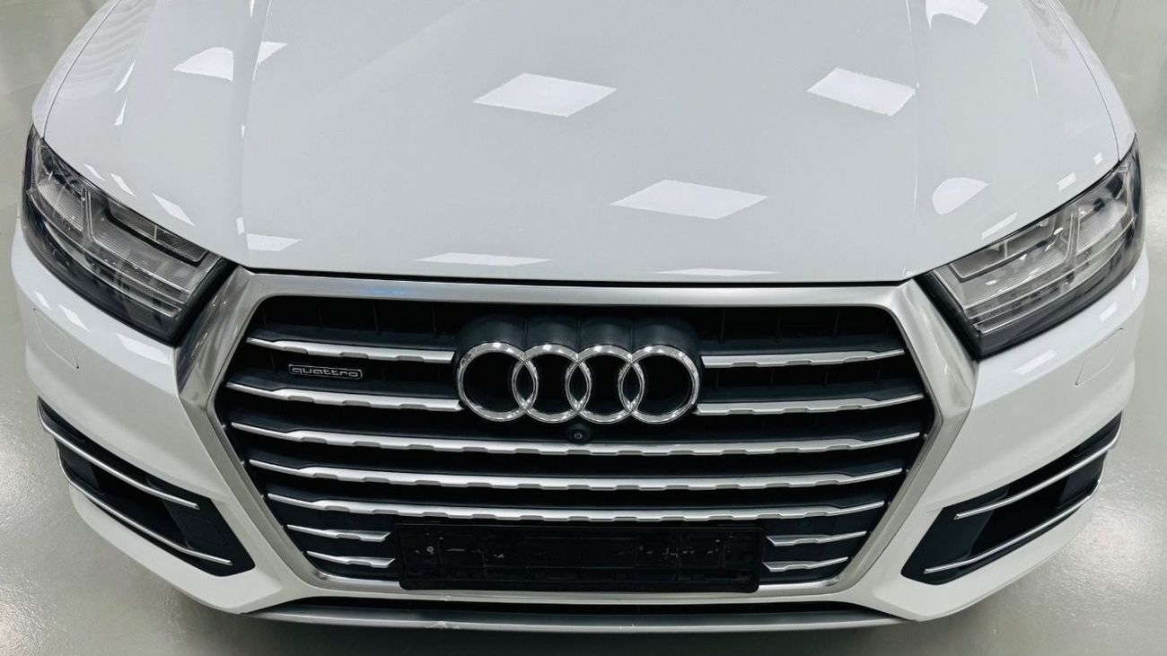 Used Audi Q7 45 TFSI quattro S-Line Luxury GCC .. FSH .. Original Paint ...