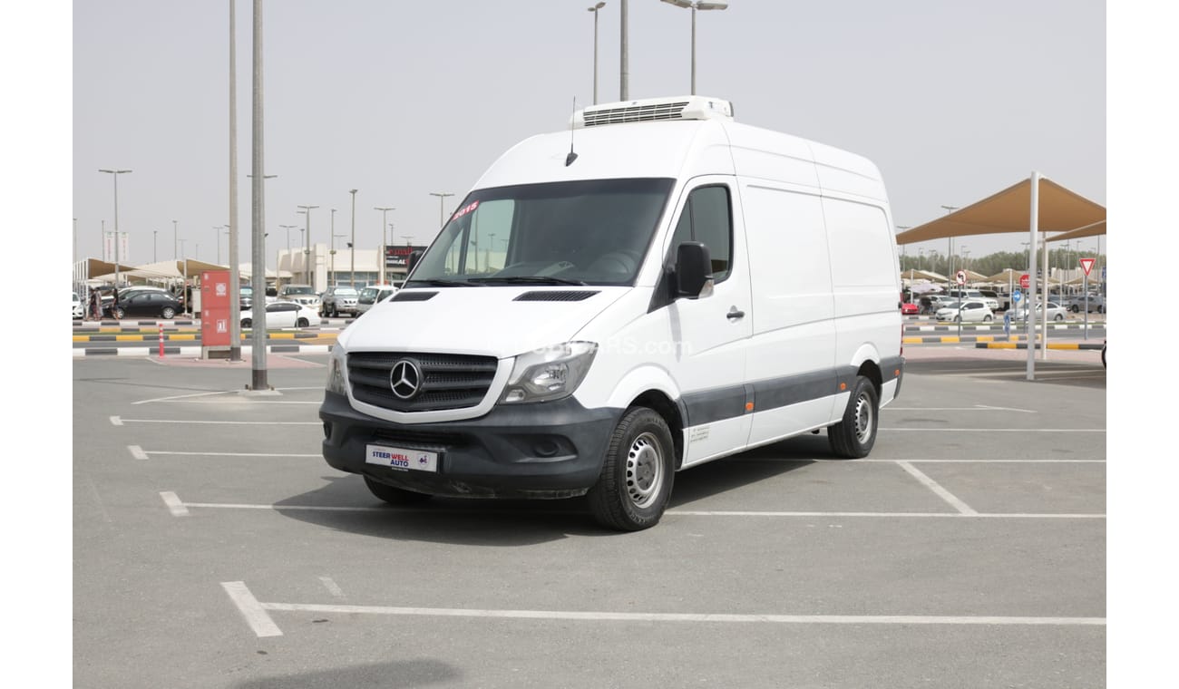 Used Mercedes-Benz Sprinter CHILLER DELIVERY VAN 2015 for sale in Dubai ...