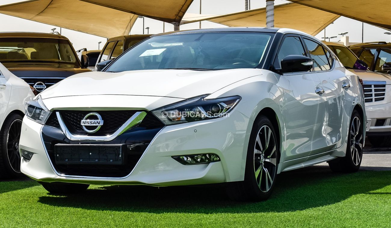 Used Nissan Maxima SV 2018 for sale in Sharjah - 189500