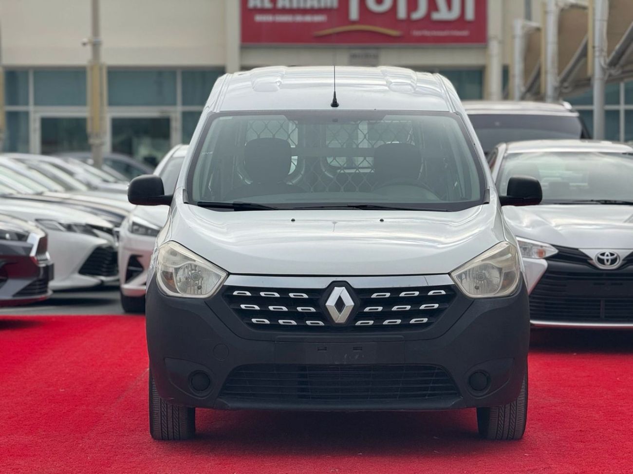 Used Renault Dokker 2020 | Manual | Ref#545 2020 for sale in Sharjah ...