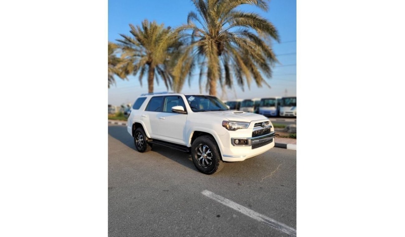 Used TOYOTA 4RUNNER 2019 MODEL 2019 for sale in Dubai - 557422