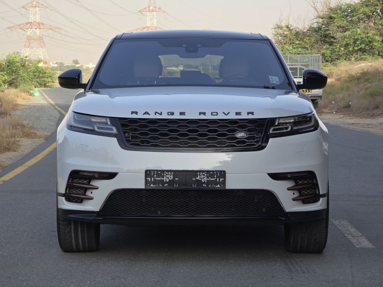 Used Land Rover Range Rover Velar P250 R-Dynamic 2.0L 2019 for sale in Dubai - 849686