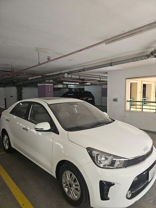 Kia Pegas Price in UAE, Images, Specs & Features