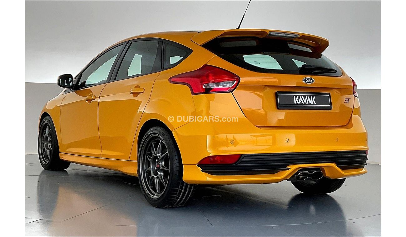 Used Ford Focus ST 2016 for sale in Dubai - 569941