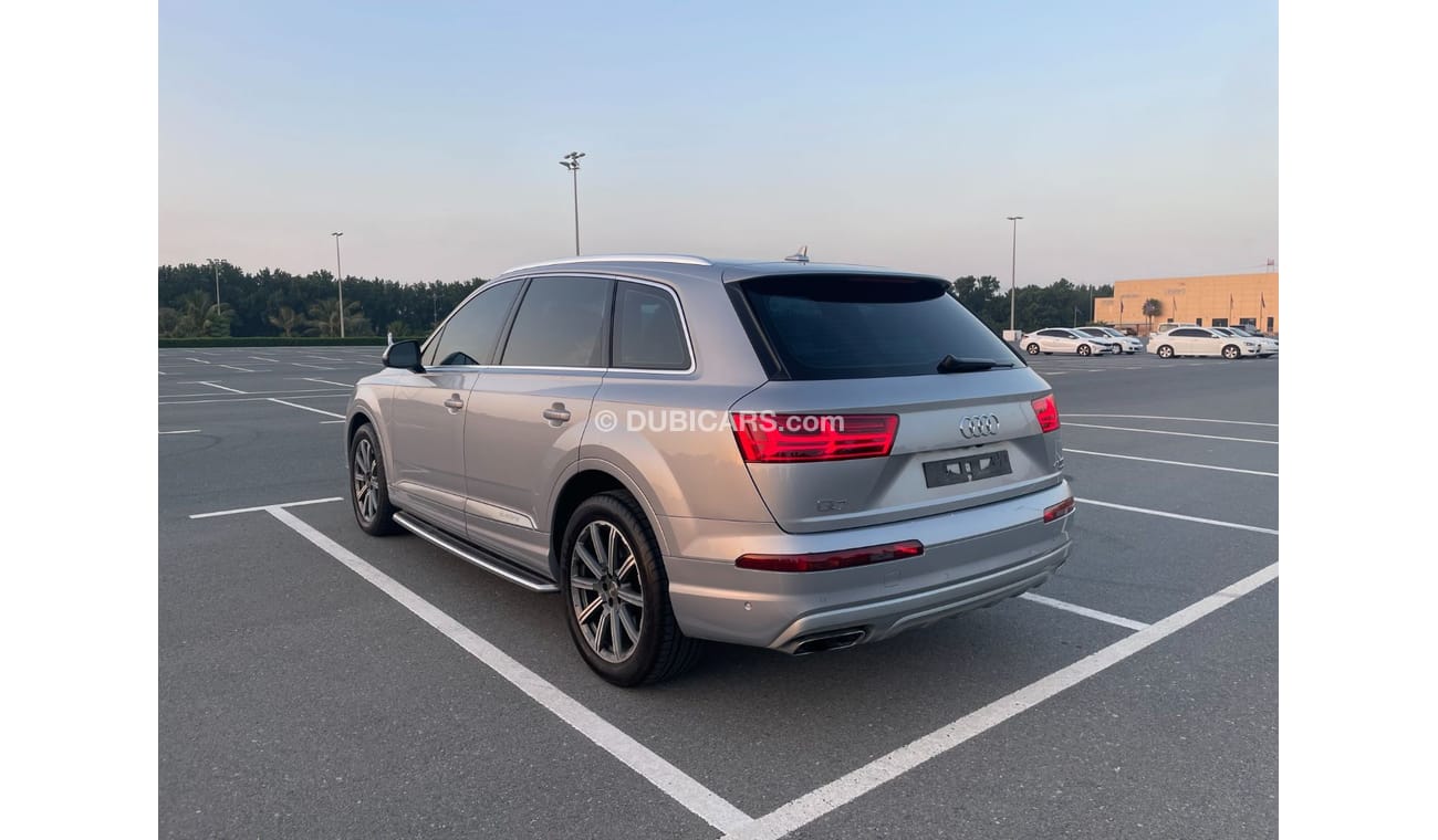 Used Audi Q7 45 TFSI quattro S-Line GCC 2017 for sale in Sharjah - 571848