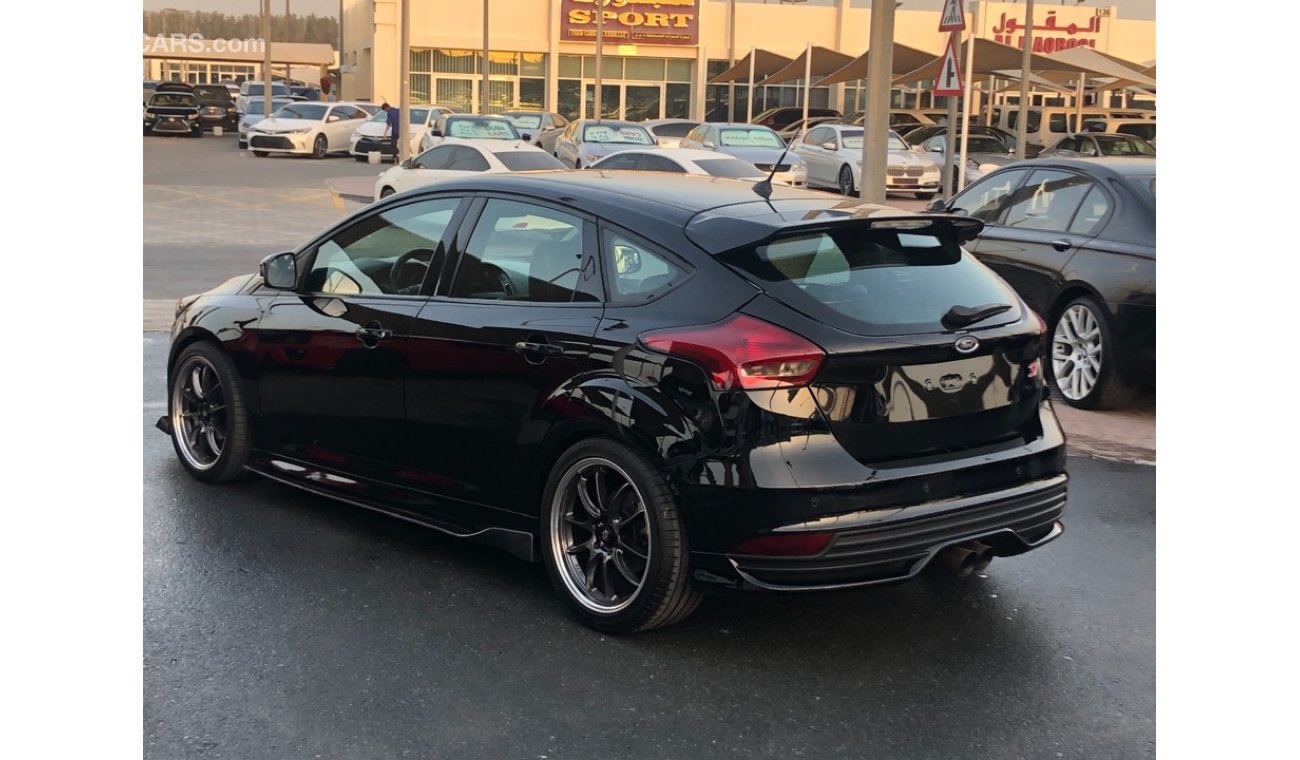 Used Ford FOCUS ST MODEL 2017 GCC car prefect condition full option ...
