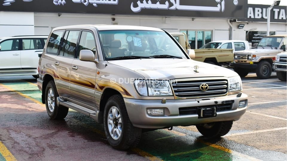مستعملة تويوتا لاند كروزر GXR 2005 للبيع في دبي - 652505