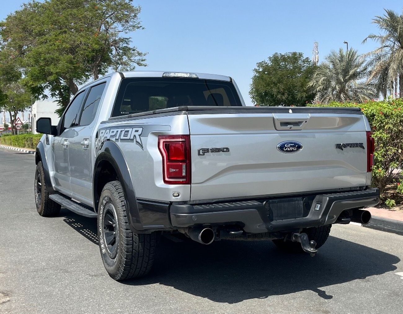 Used Ford F 150 Raptor SVT Raptor F Series 150 clean tittle 2017 for ...