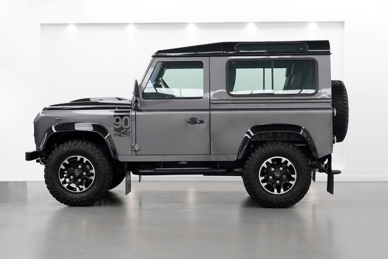 Used Land Rover Defender 2016 DEFENDER 90 / GCC / LOW MILEAGE / PERFECT ...