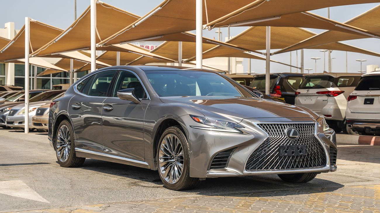 Used Lexus LS500 2020 for sale in Dubai - 903457