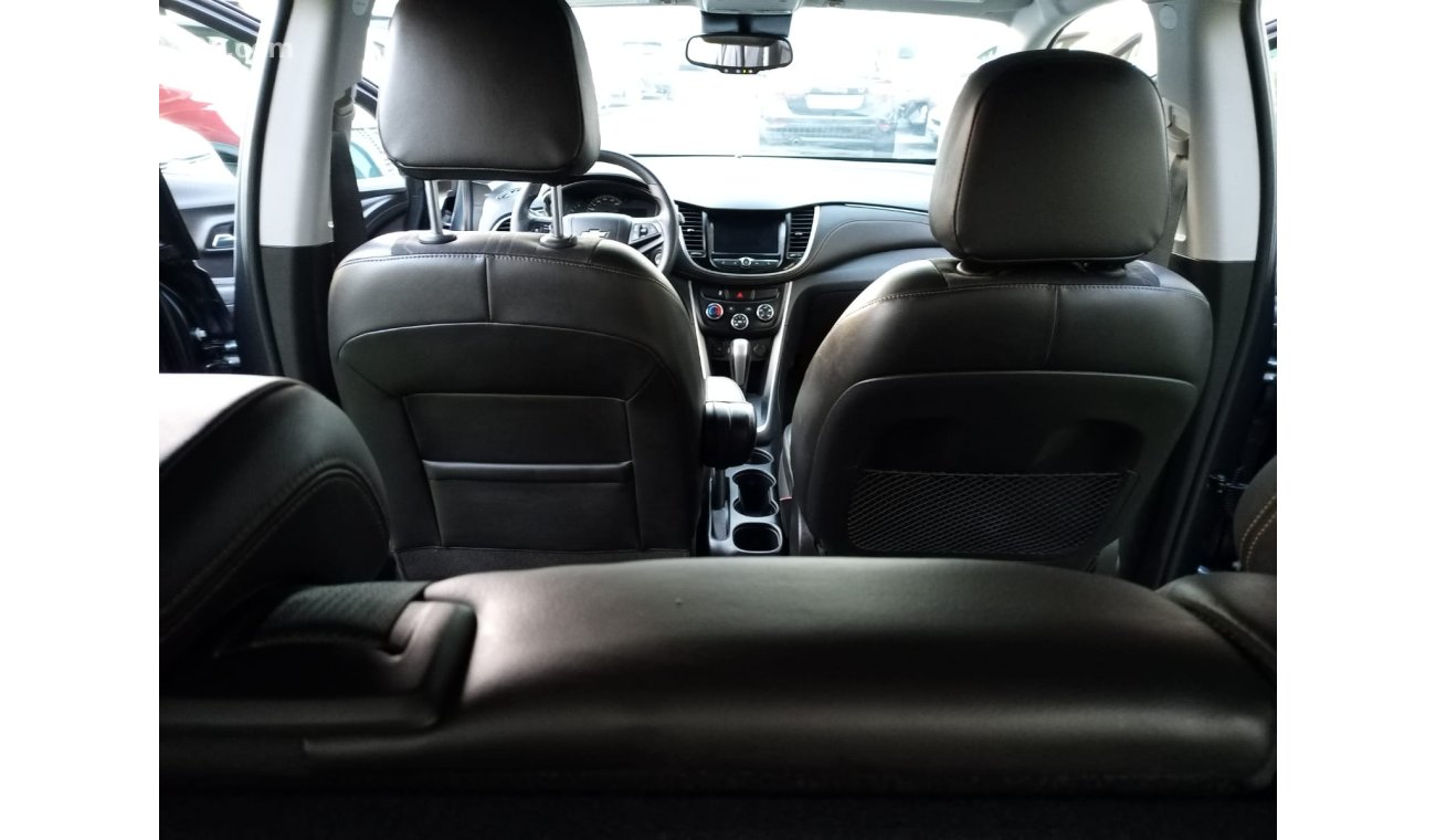 Used Chevrolet Trax 2021 model, import 1400 CC, gray color, cruise ...