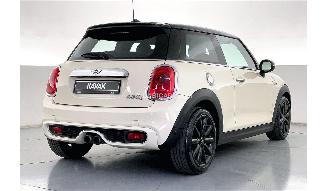 Used Mini Cooper S Standard 2018 for sale in Dubai - 654984
