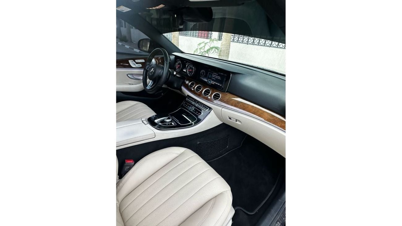 Used Mercedes-Benz E300 Std 2017 for sale in Dubai - 714621
