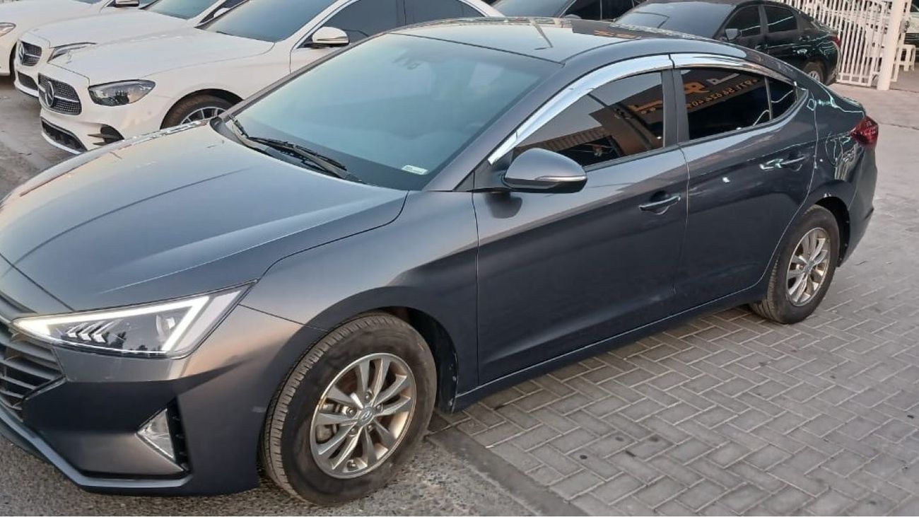 Used Hyundai Avante 2019 for sale in Sharjah - 707055