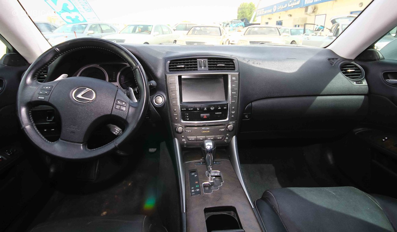 Used Lexus IS250 2009 for sale in Dubai - 119319