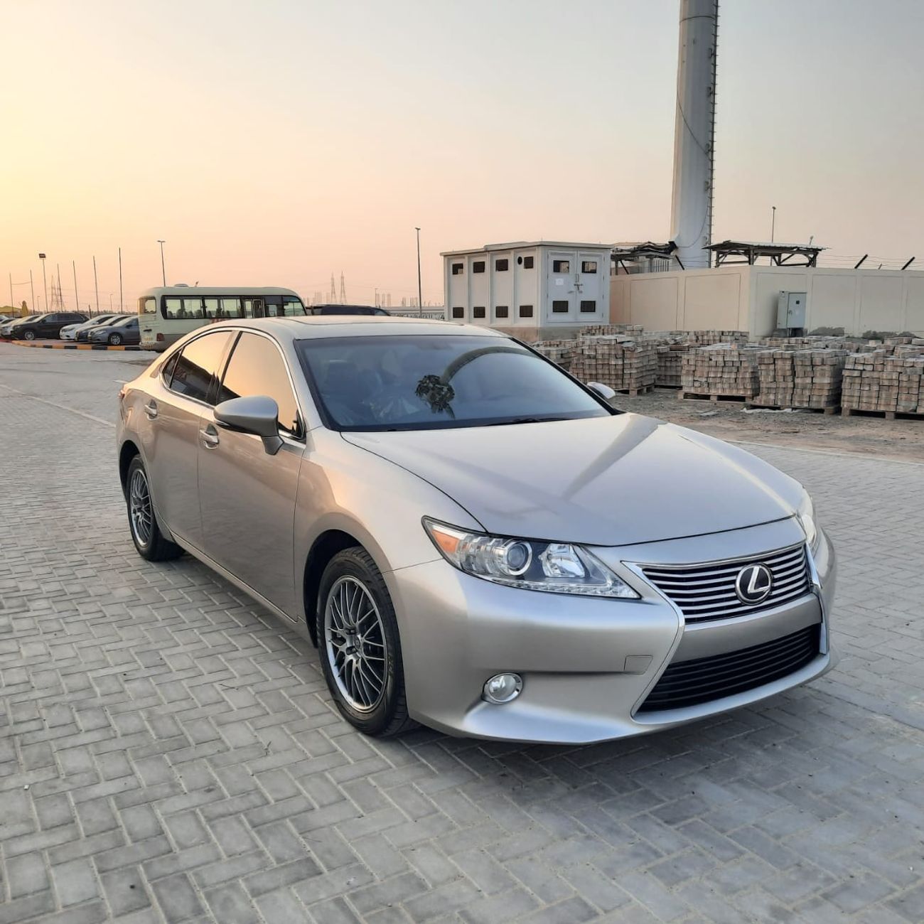 مستعملة لكزس ES 350 2015 LEXUS ES350 2015 للبيع في دبي - 734693