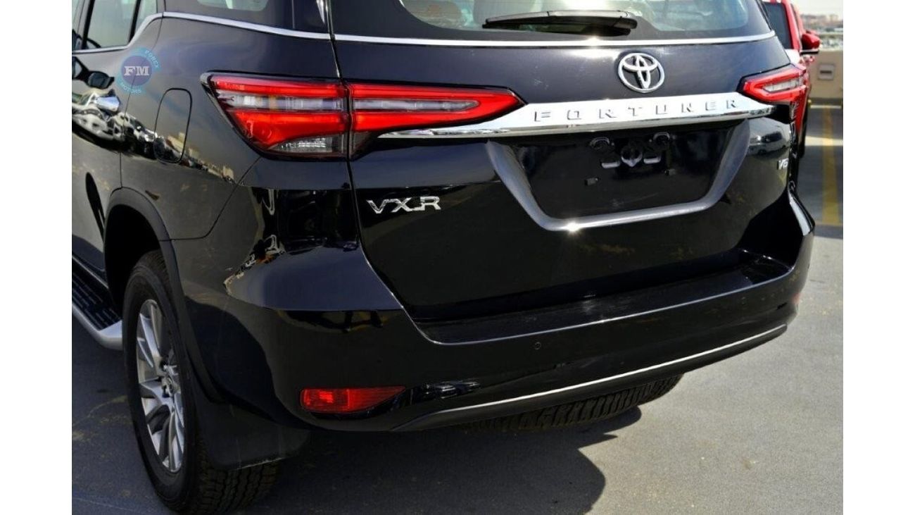 New Toyota Fortuner VXR 4.0L 2024 for sale in Dubai - 737576