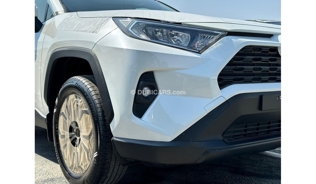 New EXR TOYOTA RAV4 2.5 PETROL 2022 WITH RADAR 2022 for sale in Dubai - 555809