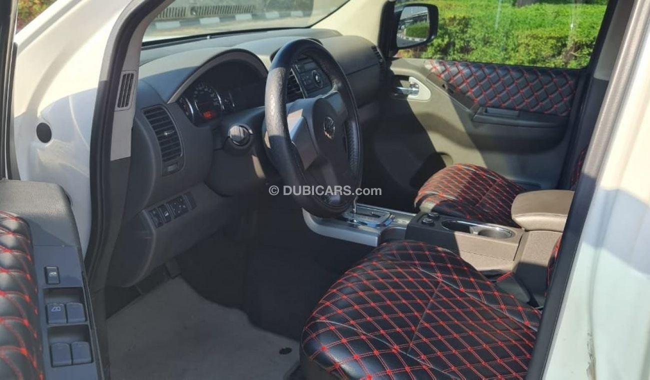 Used Nissan Pathfinder 2015 for sale in Dubai - 555385