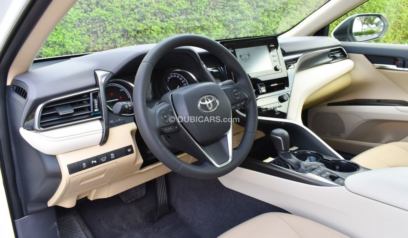 New Toyota Camry GLE 2.5L Hybrid 2023 2023 for sale in Dubai - 593345