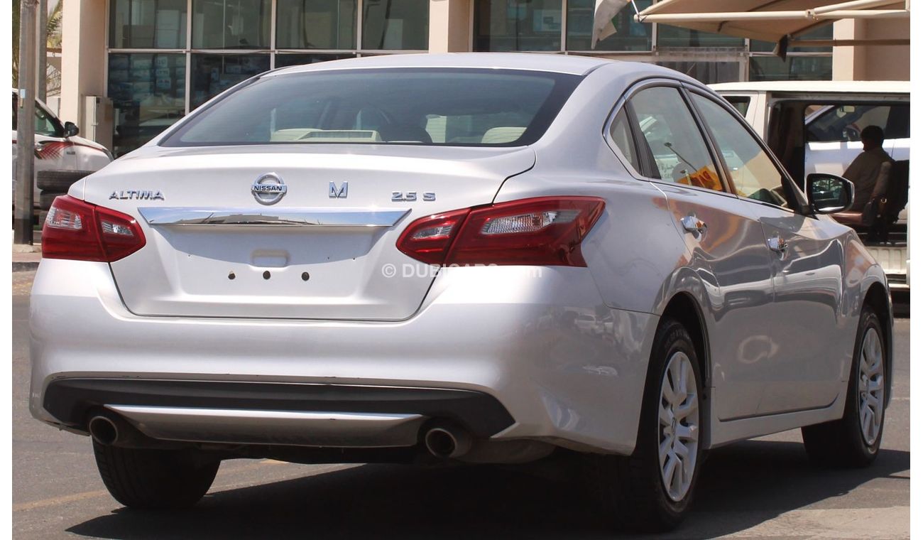 Used Nissan Altima 2018 GCC, in excellent condition, without paint ...