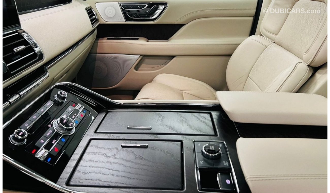 Used Lincoln Navigator Reserve GCC .. FSH .. Original Paint .. Perfect ...