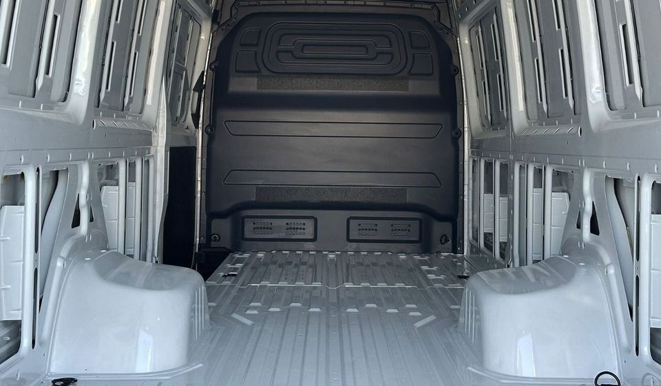 New Mercedes-Benz Sprinter Extra Long 519 RHD Diesel 2024 Brand New ...