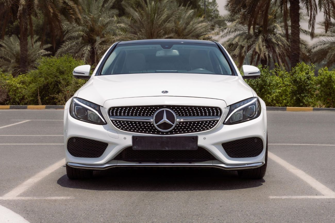 Used Mercedes-Benz C200 2018 for sale in Dubai - 862677
