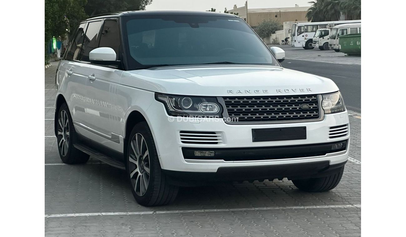 Used Land Rover Range Rover 2015 for sale in Dubai - 655196
