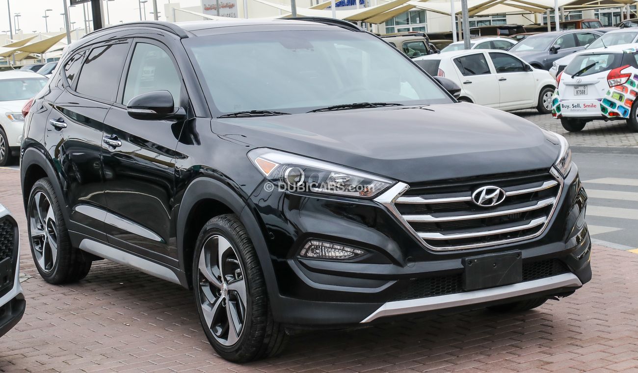 Used Hyundai Tucson Blue 1.6 2018 for sale in Dubai - 297525