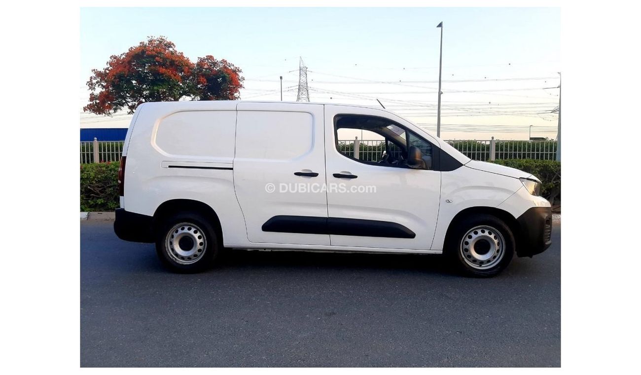 Used Peugeot Partner Long Body 2020 for sale in Dubai - 633691
