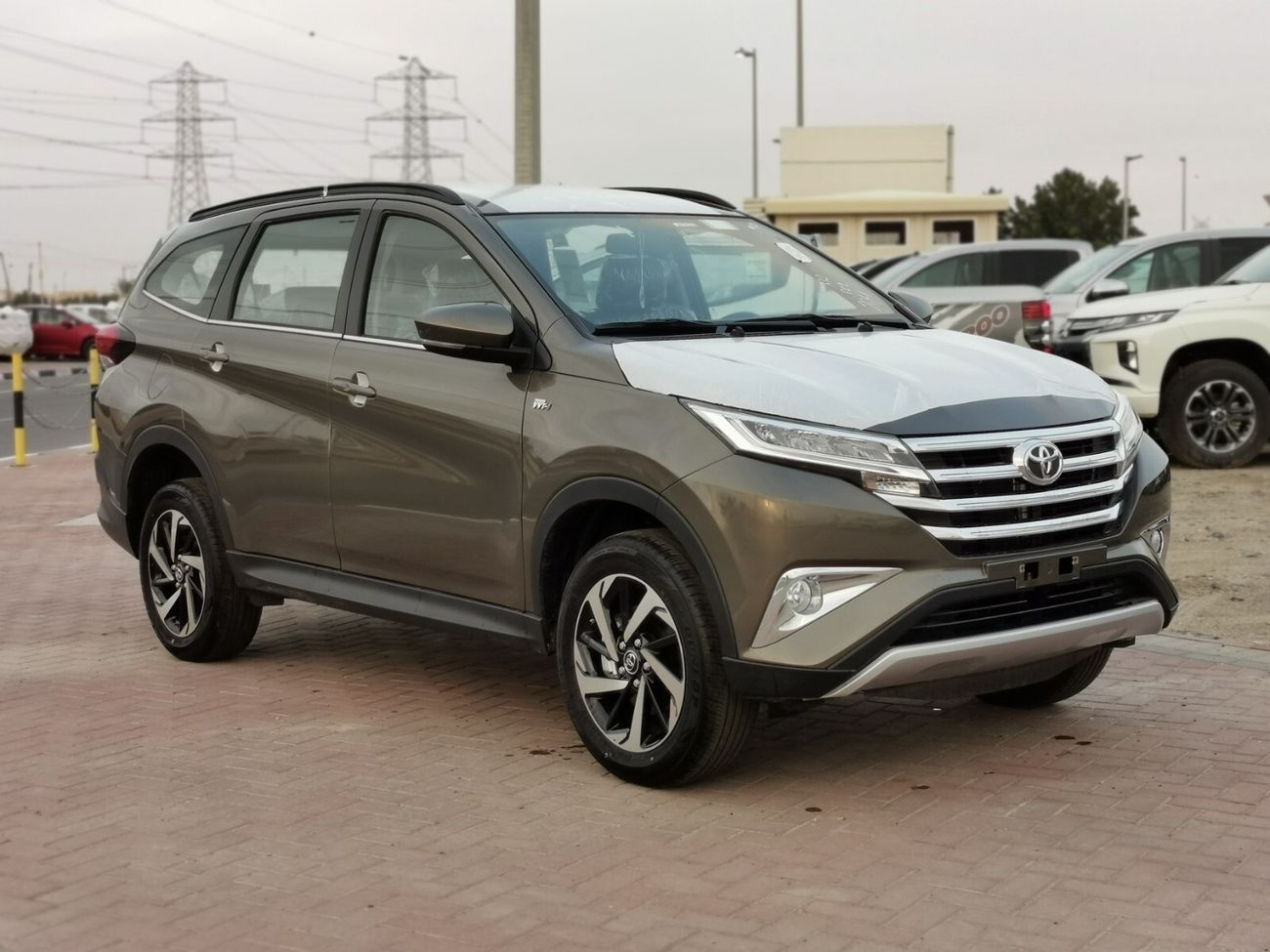 New Toyota Rush G CLASS, 1.5L 4CY Petrol, 17" Rims, Front & Rear A/C ...