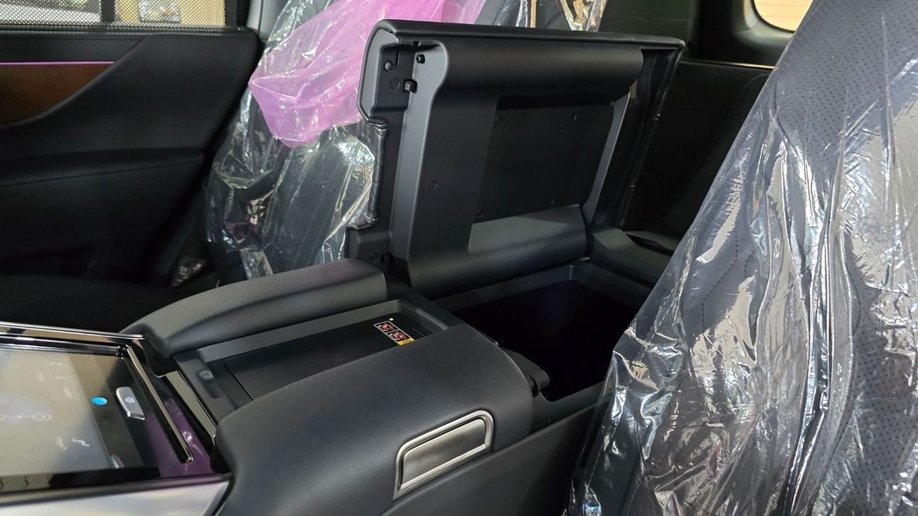 New 2025 Lexus LX700h VIP 3.5L AT Hybrid 2025 for sale in Dubai - 863735