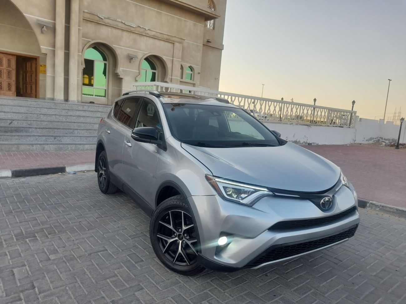 Used Toyota Rav4 2018 limited 4x4 2018 for sale in Ajman - 819212