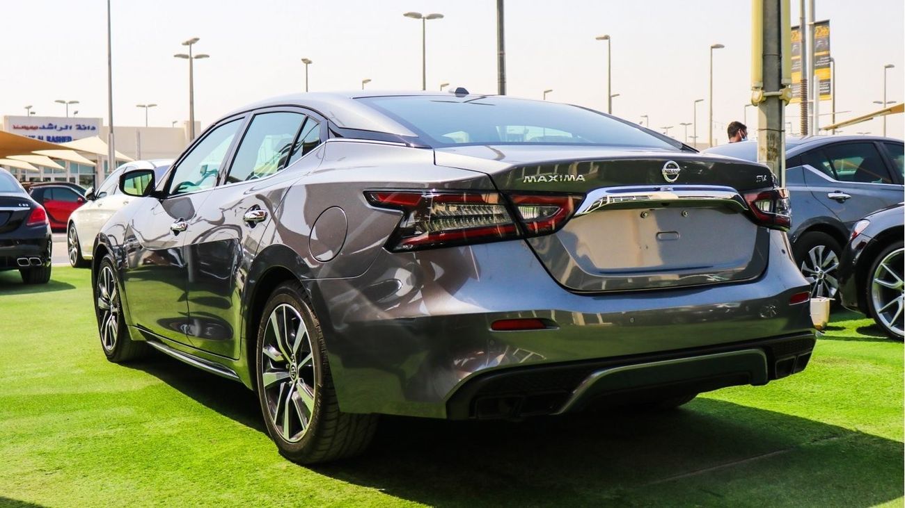 Used Nissan Maxima Sv 2020 for sale in Dubai - 451256